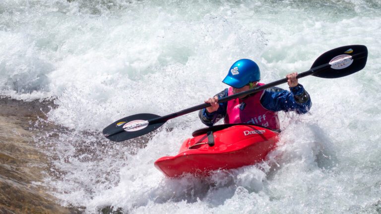 Kayaking 101: Average Kayak Speed Explained - Gentlegliders